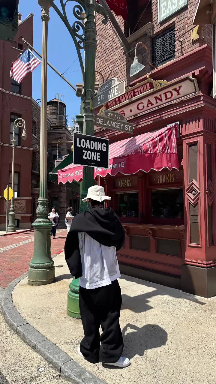 (@l__________eo) 님의 게시물 | KREAM