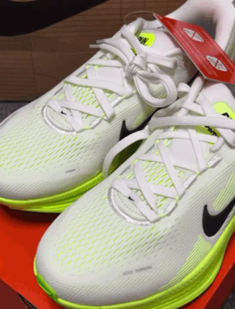 guswnsdl1130 (@7lpbzew0) 님의 게시물 | KREAM