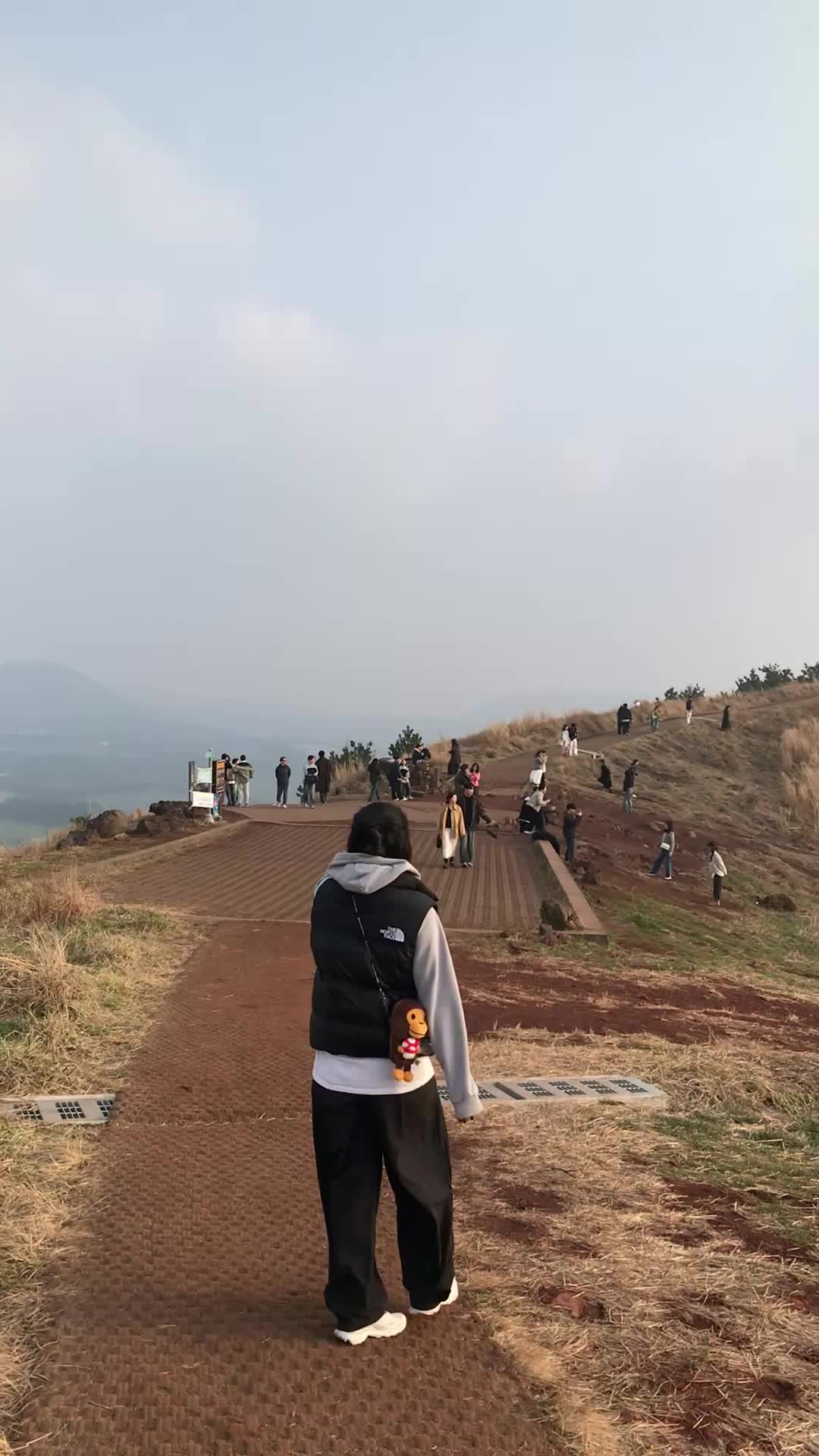 수방 (@s_ooooob) 님의 게시물 | KREAM