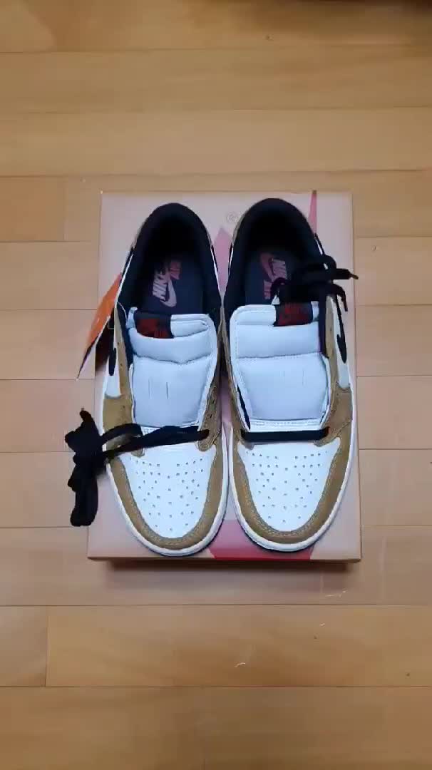 ㅇㅅㅇ (@fmvxbjmd) 님의 게시물 | KREAM