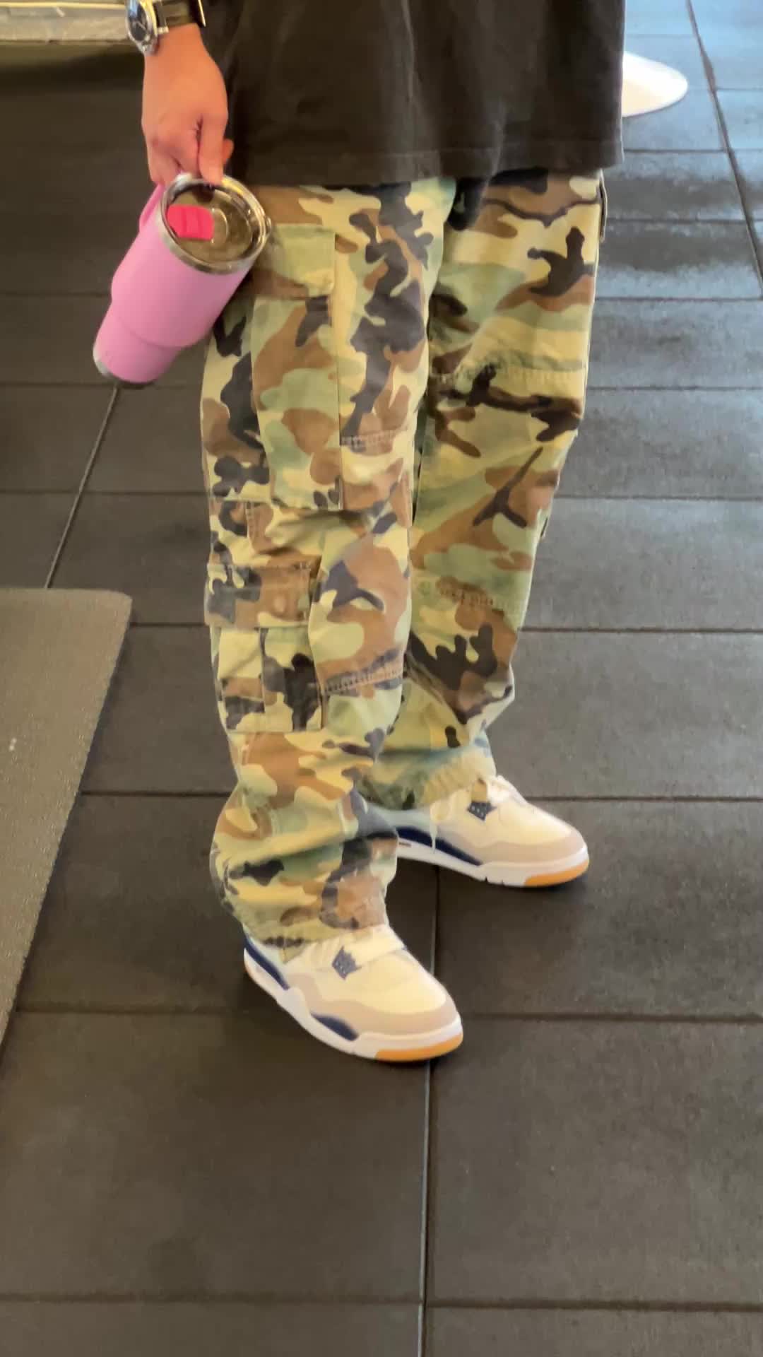 긴바지 ㅃ2. 👋🏻 | KREAM