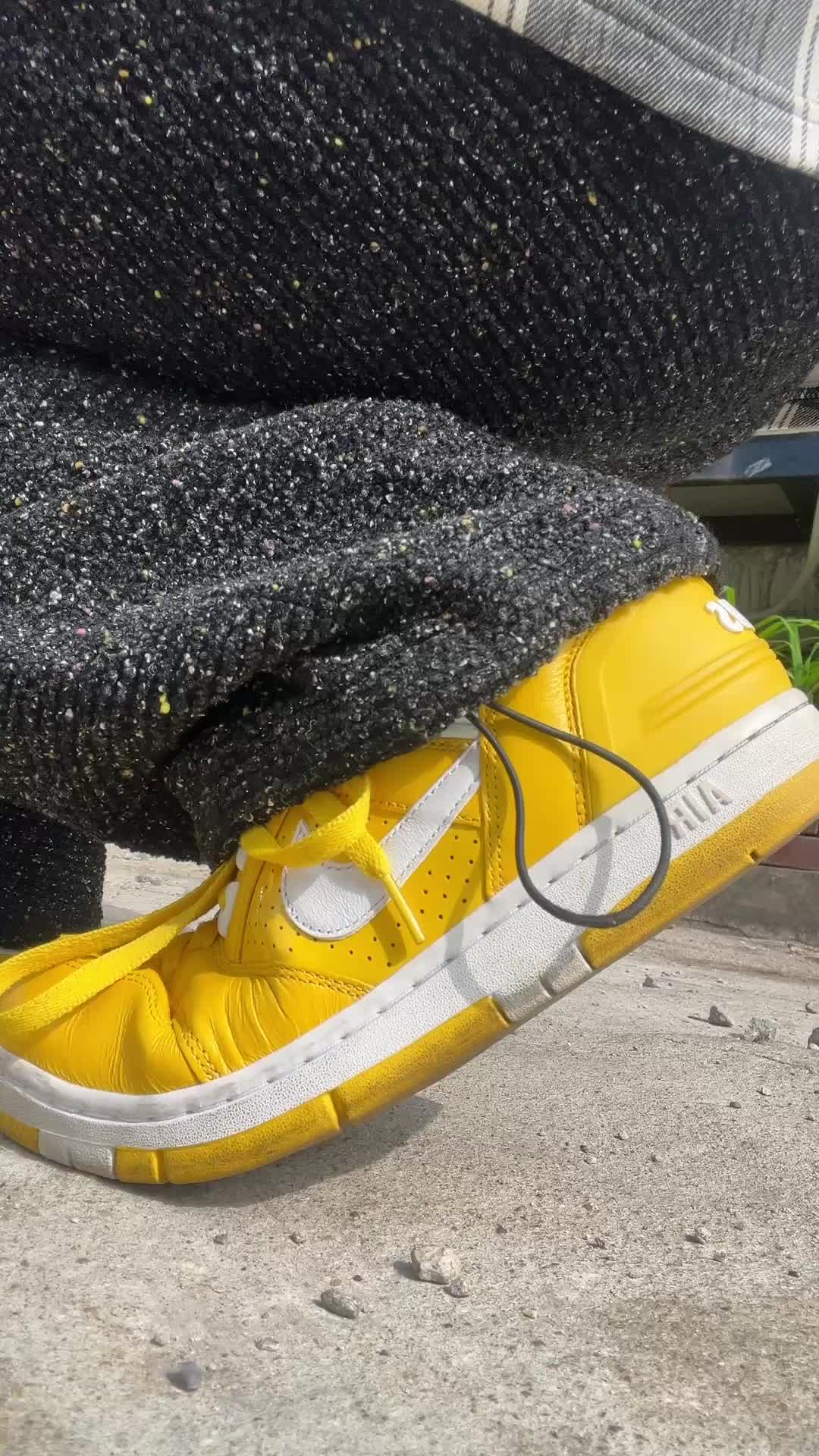 오늘의 Outfit | KREAM