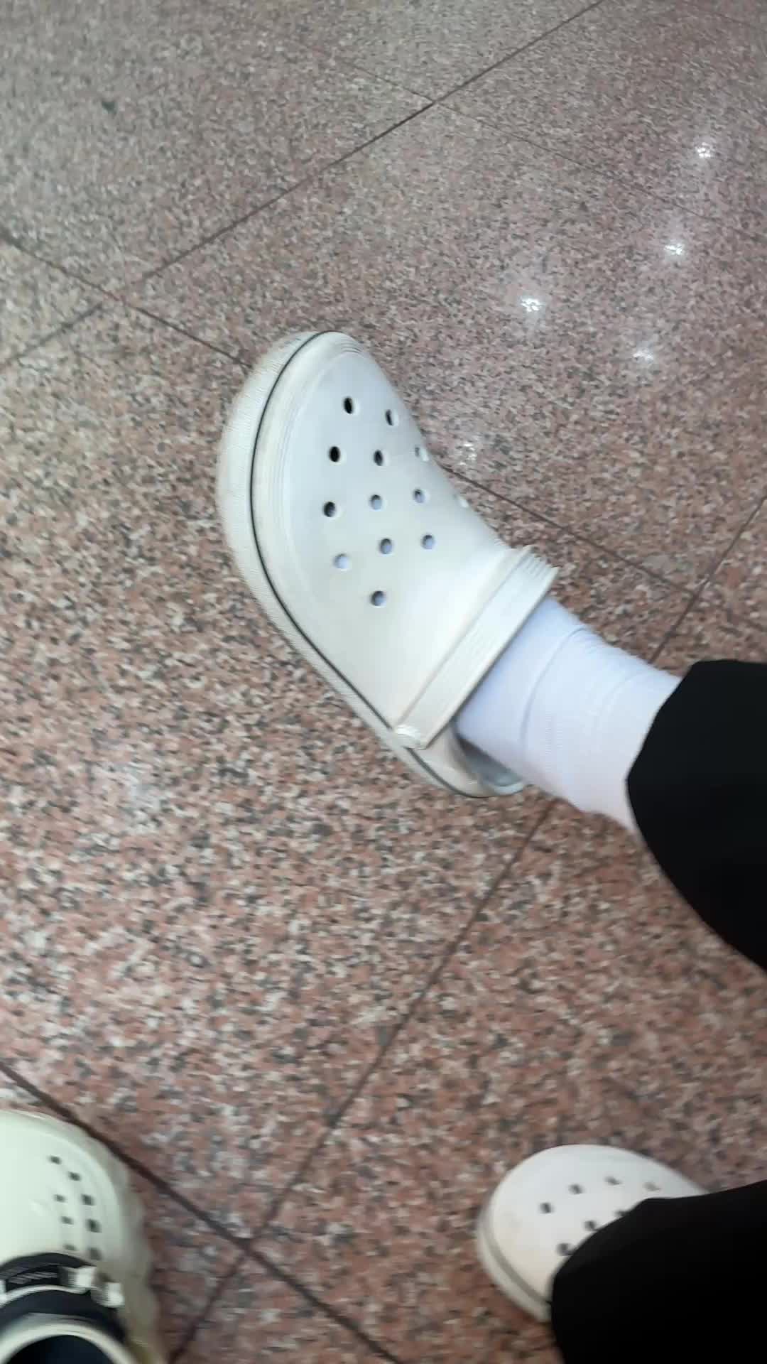 곤도이 (@gondoy) 님의 게시물 | KREAM