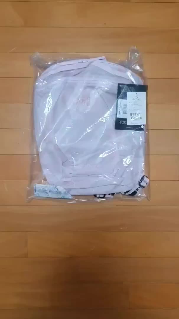 ㅇㅅㅇ (@fmvxbjmd) 님의 게시물 | KREAM