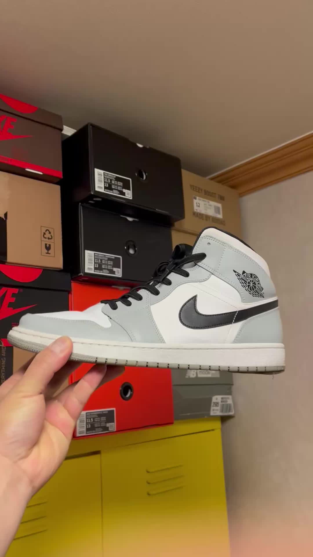 스바 (@seuba1) 님의 게시물 | KREAM